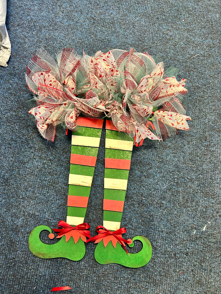 MDF elf legs wreath base – Glitzcraft